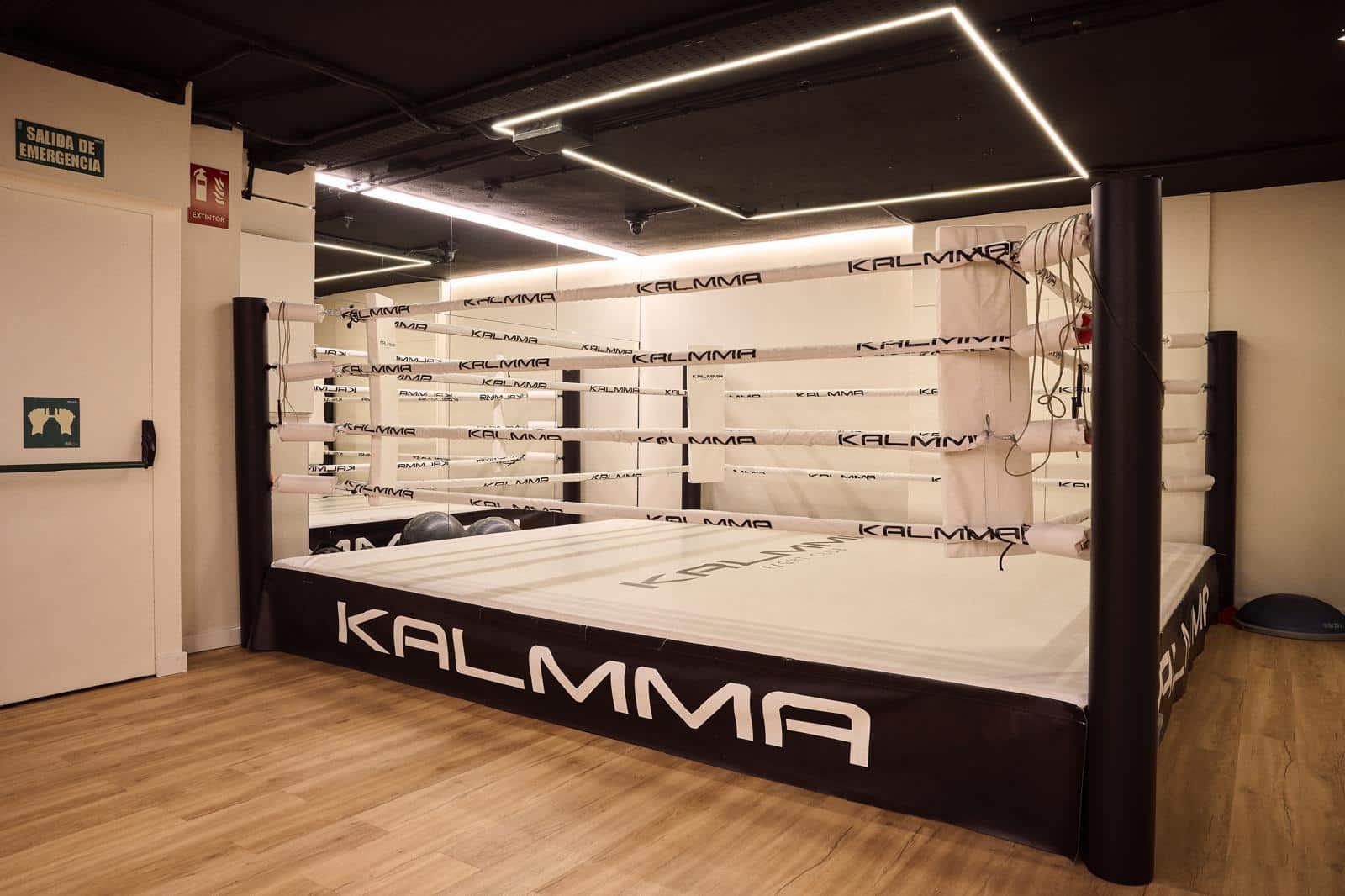 Gimnasios de MMA en Madrid | Boxeo, BJJ y K1 · KALMMA